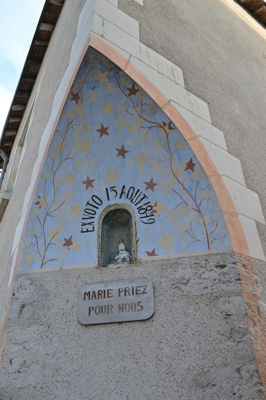 Prayer Statue Married Niche House - Free photo on Pixabay - Pixabay