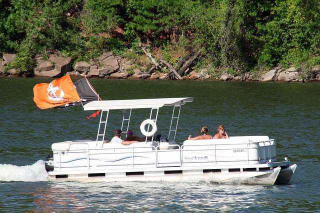 Pontoon Boats Boating - Free photo on Pixabay