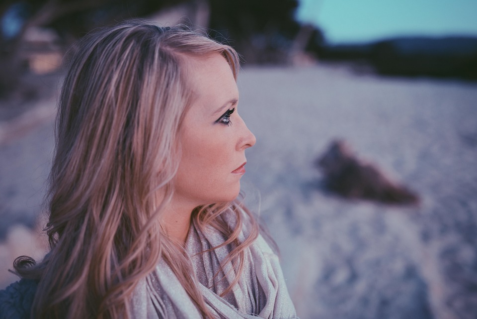 Girl Woman Looking - Free photo on Pixabay - Pixabay