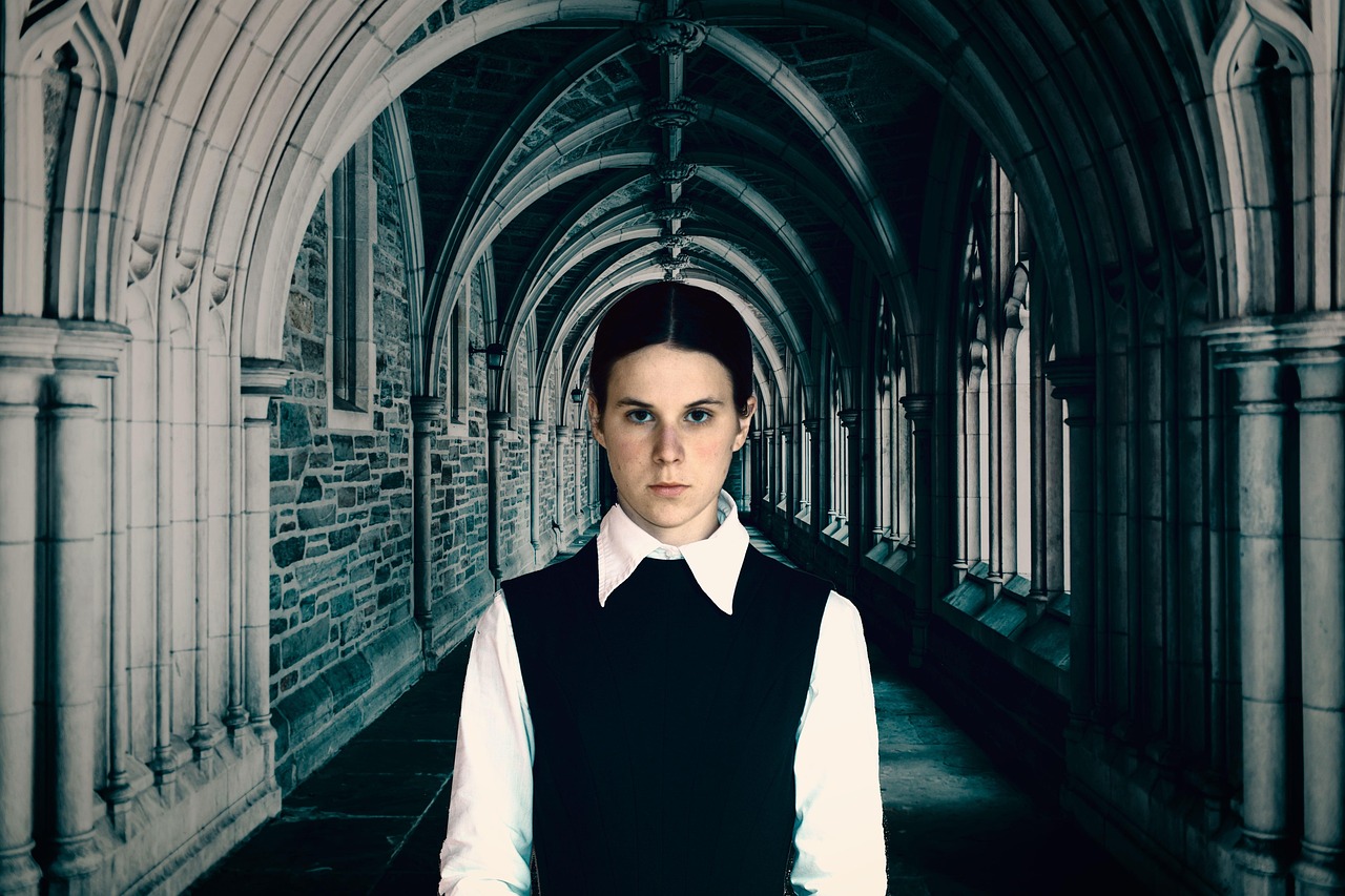1,000+ Free Serious & Portrait Images - Pixabay