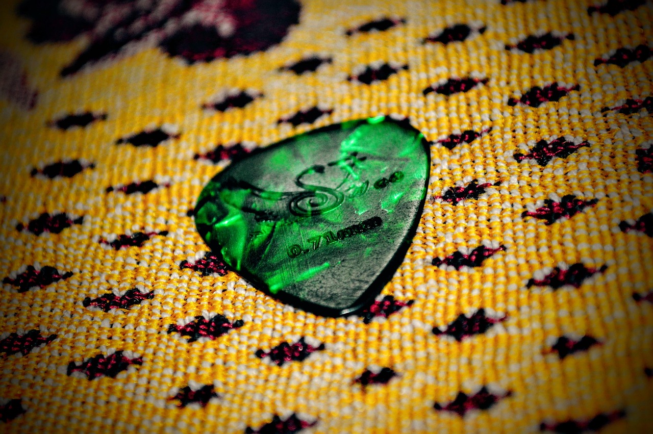 1,000+ Free Pick & Pick Up Images - Pixabay