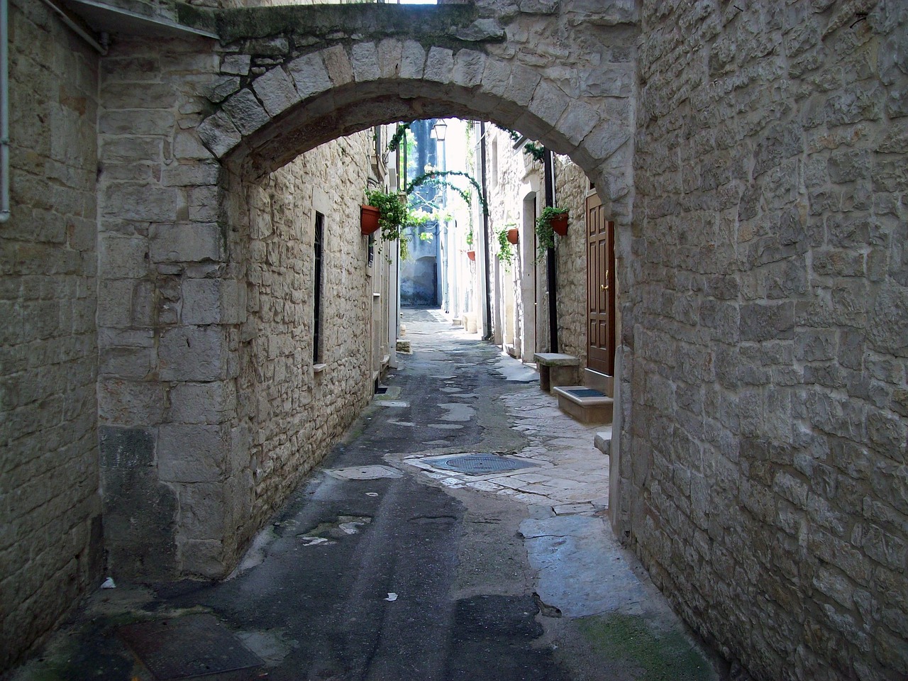 100,000+ Free Small Town & City Images - Pixabay