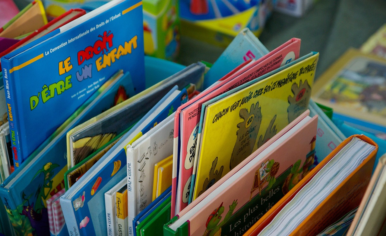 Flea Market Books Albums Garage - Free photo on Pixabay - Pixabay