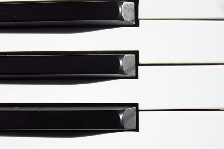 600+ Free Piano Keys & Piano Images