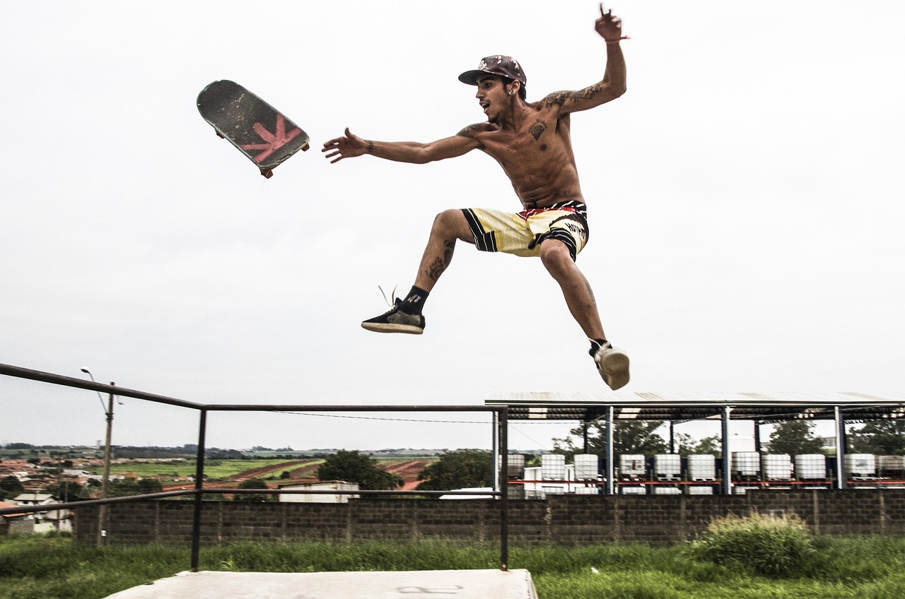 80+ Free Radical & Skateboard Photos - Pixabay