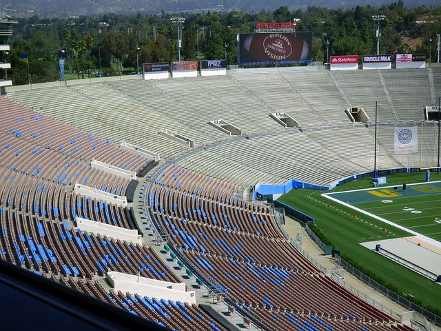 80+ Free Bleachers & Stadium Images - Pixabay
