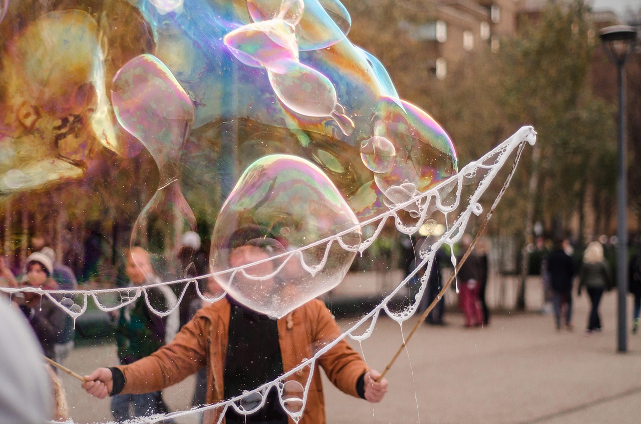 8,000+ Free Blowing Bubbles & Blow Images - Pixabay