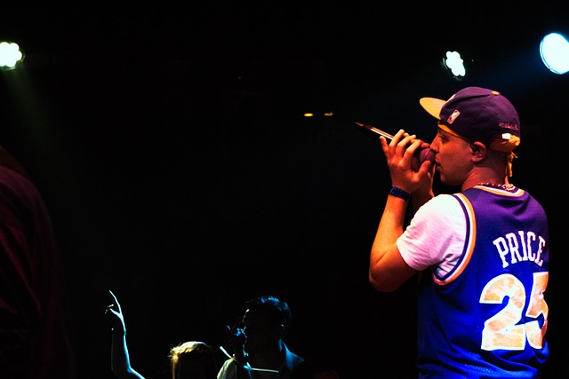 Page 2 - 10,000+ Free Male Singer & Singer Images - Pixabay