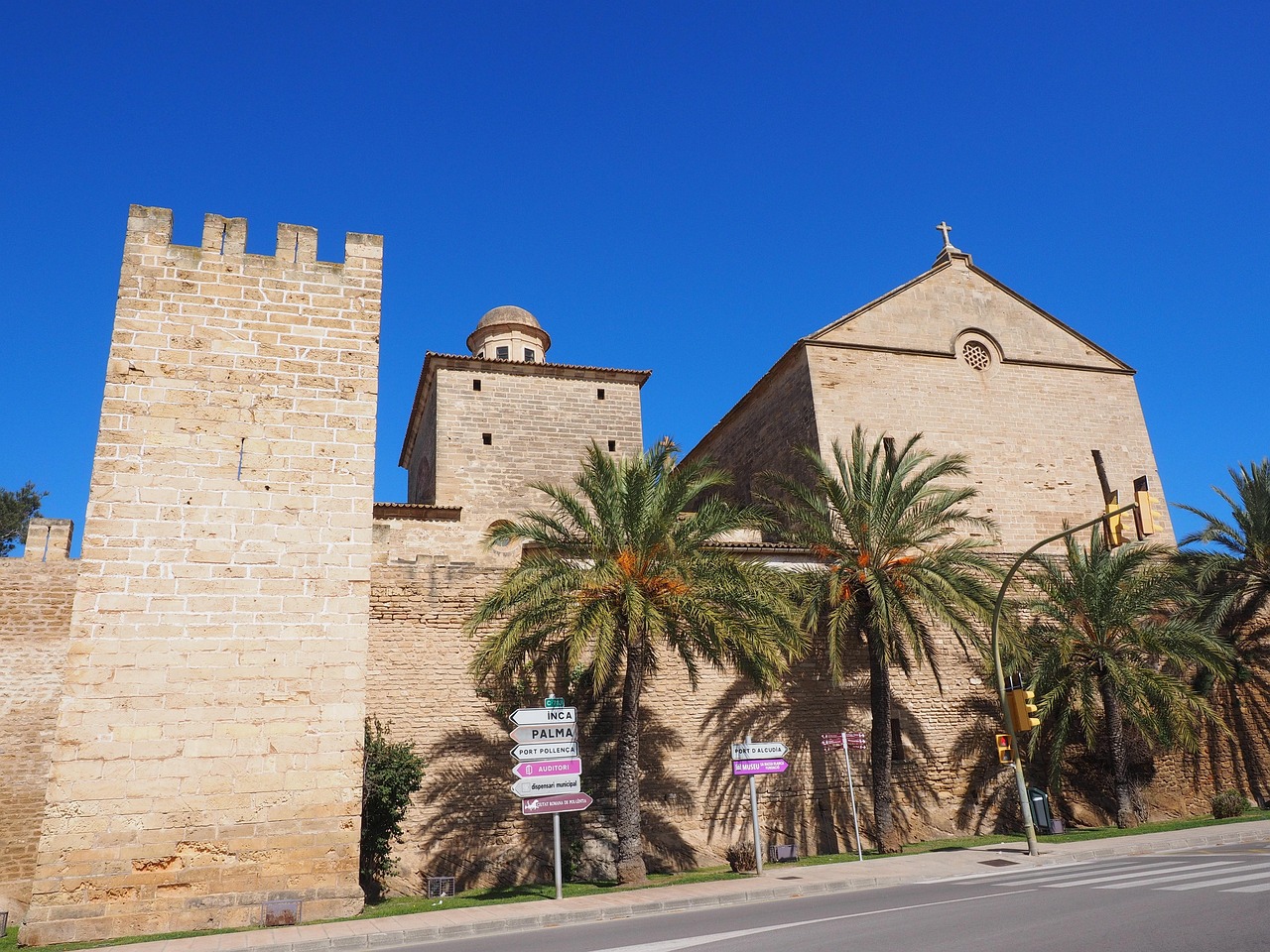 Església De Sant Jaume Church - Free photo on Pixabay - Pixabay