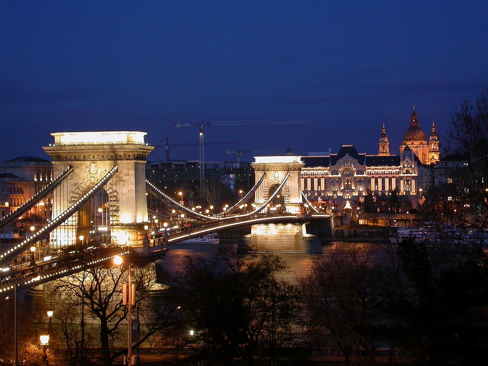 Chain Bridge At Night - Free photo on Pixabay - Pixabay