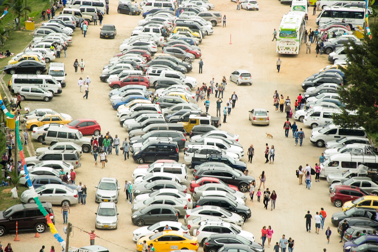 Cars Parking Lot - Free photo on Pixabay - Pixabay