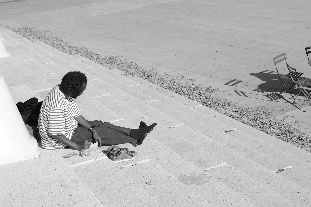 Without Home Old Man Reading A - Free photo on Pixabay - Pixabay