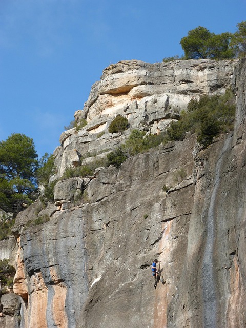 Escalation Climb Rock Wall - Free photo on Pixabay