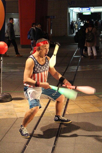 Juggling Juggler Play - Free photo on Pixabay