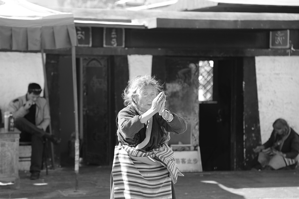 Old Woman Pray Towards - Free photo on Pixabay
