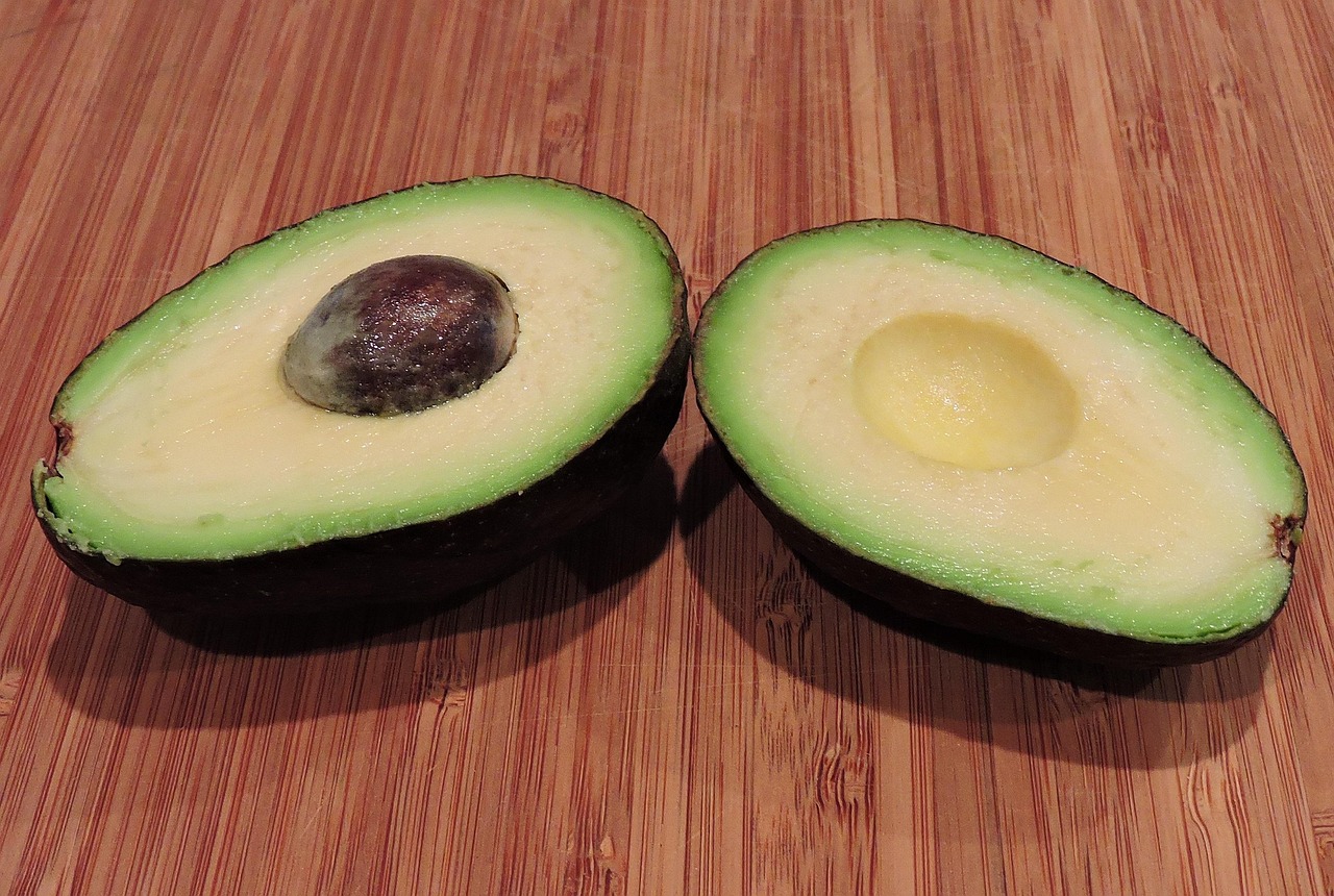 Avocado Halves Fresh - Free photo on Pixabay - Pixabay