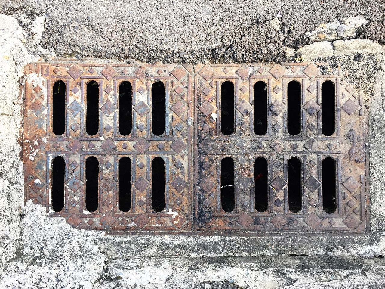 100+ Free Sewer & Sewage Images - Pixabay