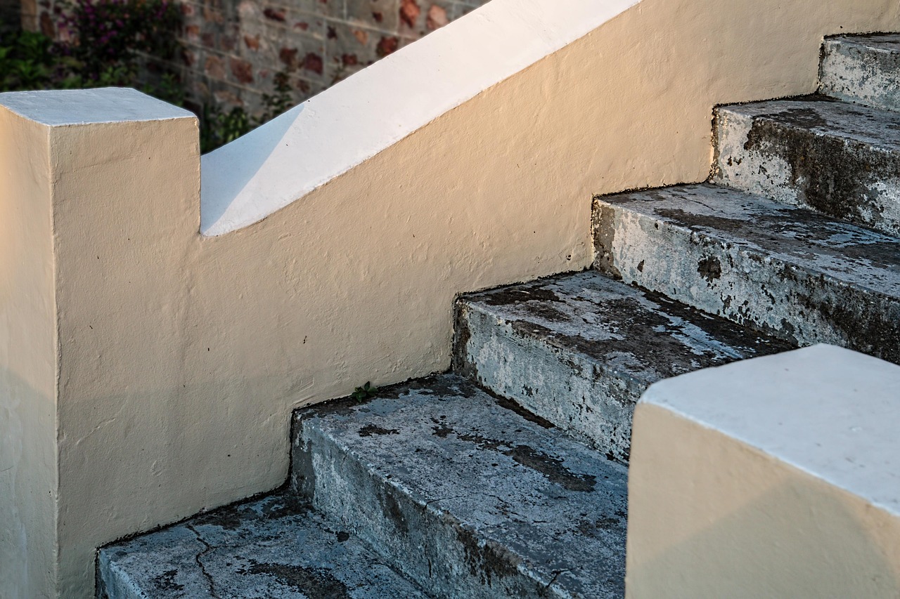 100,000+ Free Going Up Stairs & Stairs Images - Pixabay