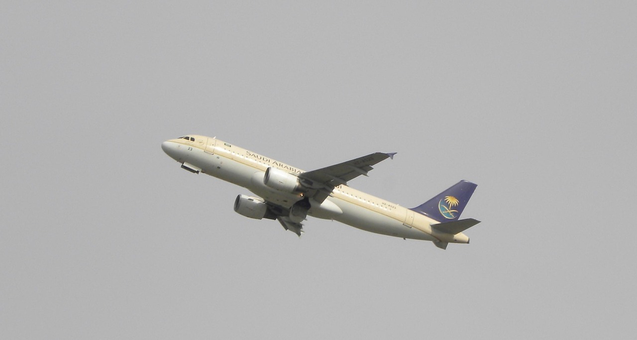 Airport Aircraft Take Off - Free photo on Pixabay