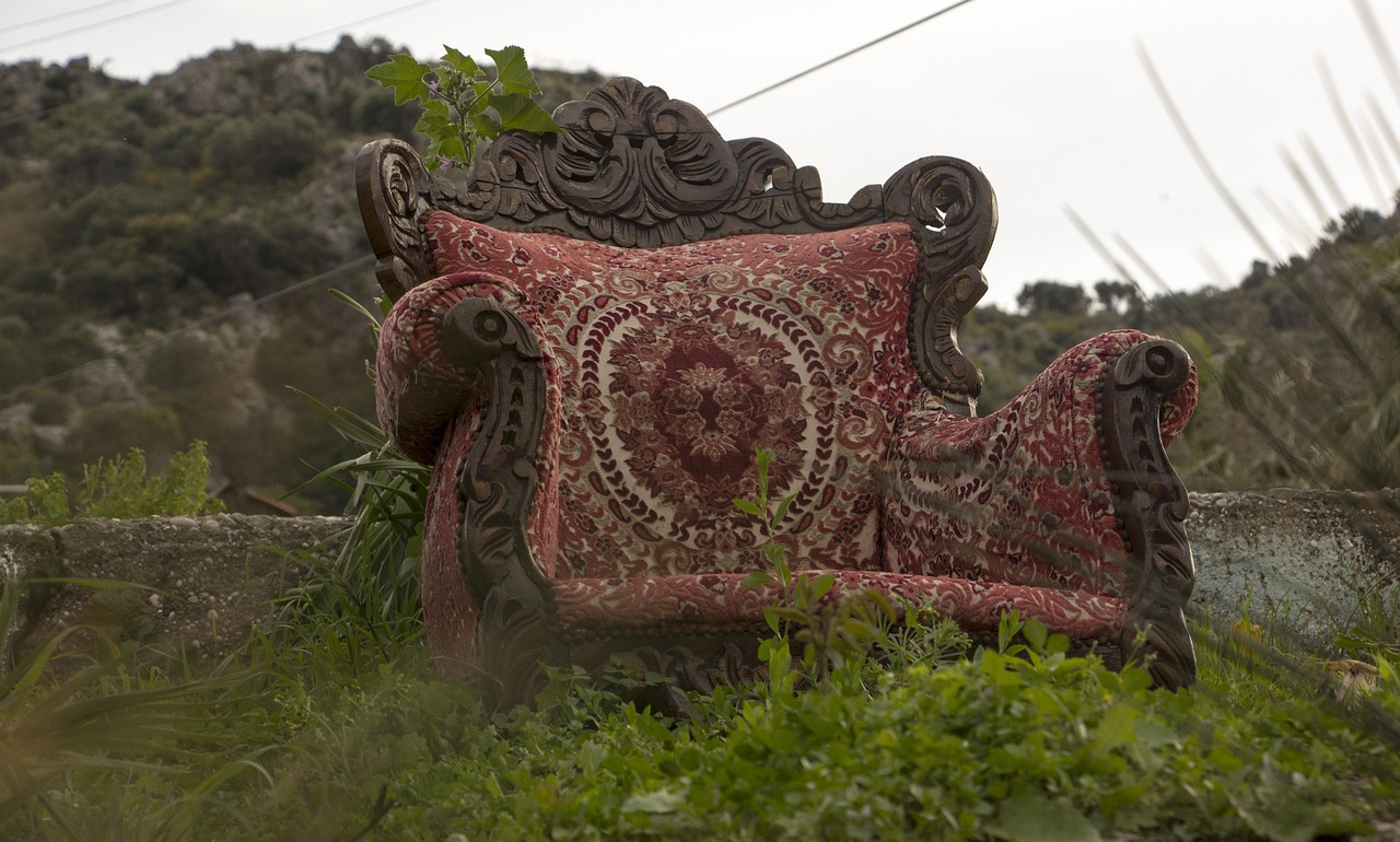 Chair Old Ruined - Free photo on Pixabay