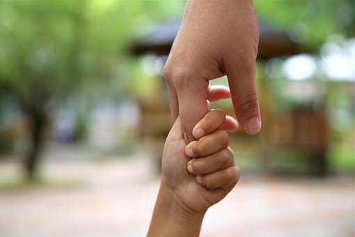 Plus de 10 images de Adulte Aide Enfant et de Adulte - Pixabay