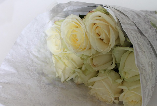 Roses Wrapping White - Free photo on Pixabay - Pixabay