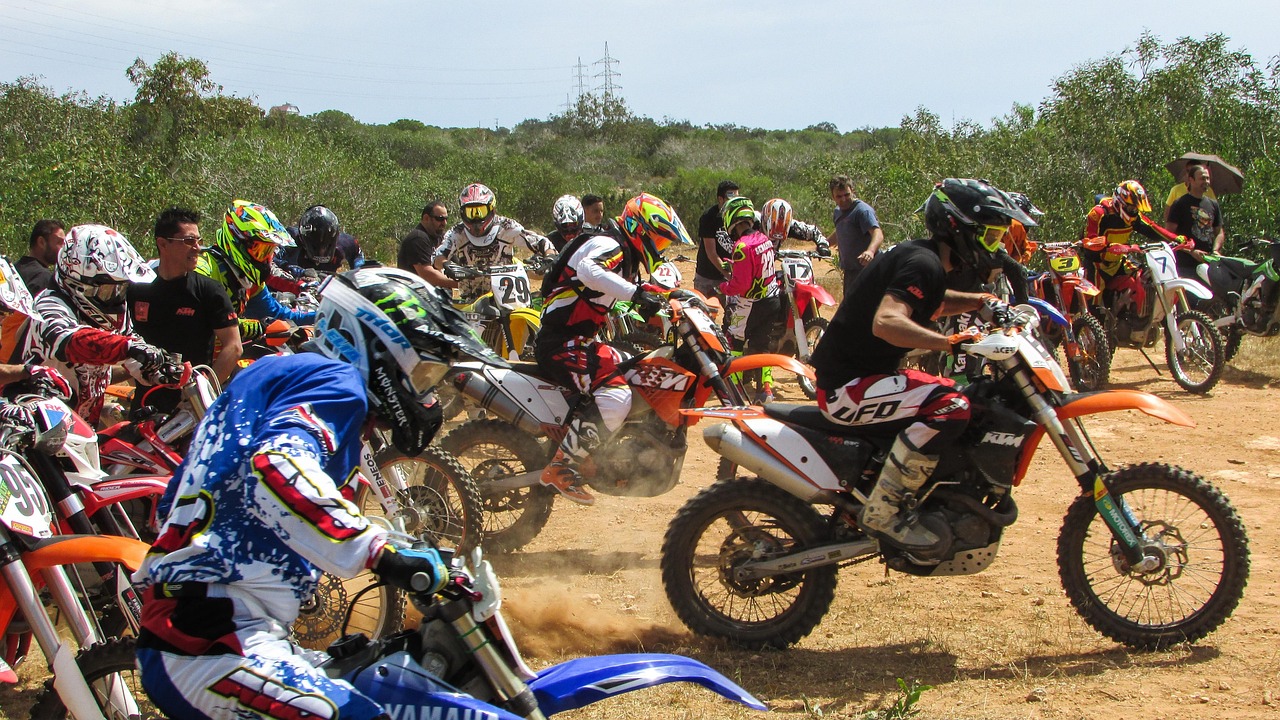 10+ Free Scramblecross & Motocross Images - Pixabay