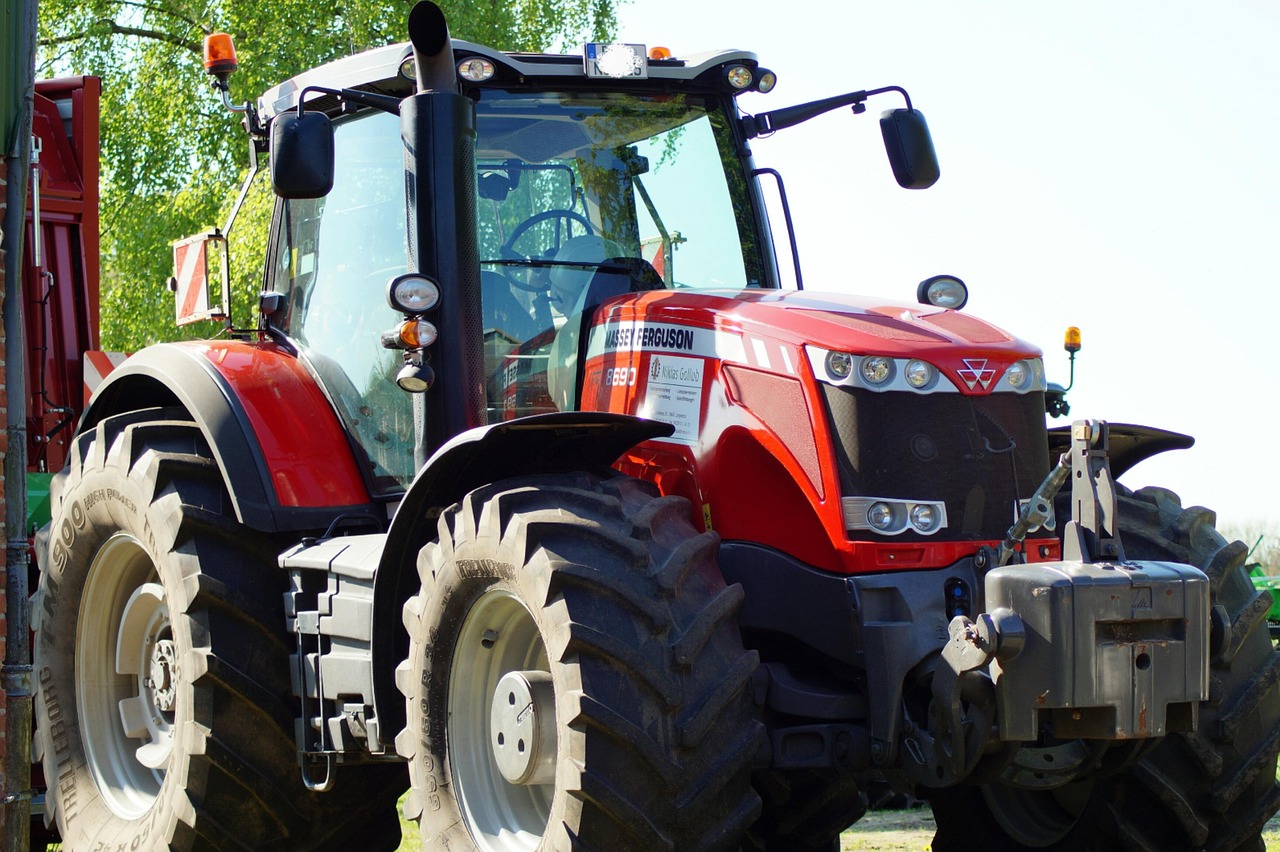Agriculture Massey Ferguson - Free photo on Pixabay