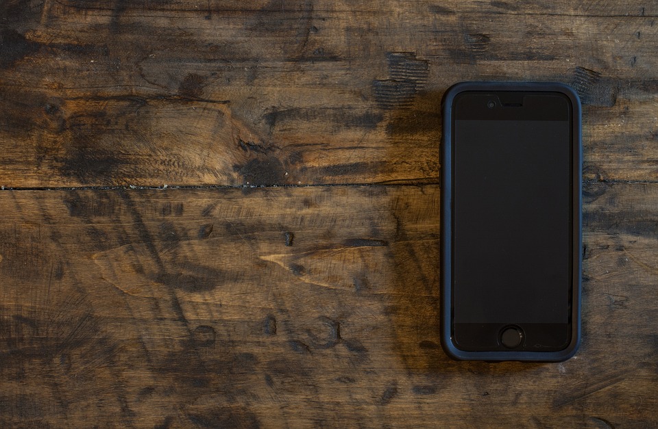 Iphone Mac Meja - Foto gratis di Pixabay