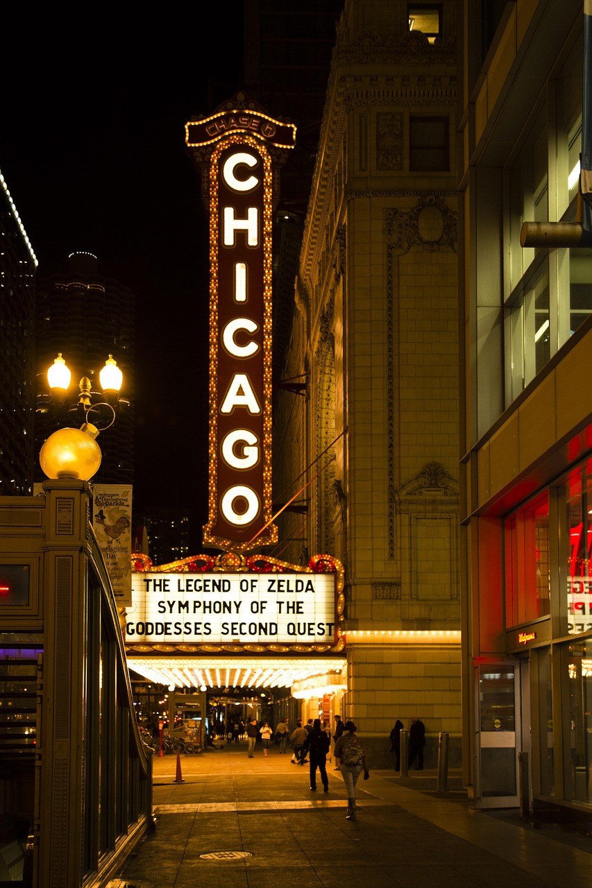 Chicago Theater Downtown Night - Free photo on Pixabay - Pixabay