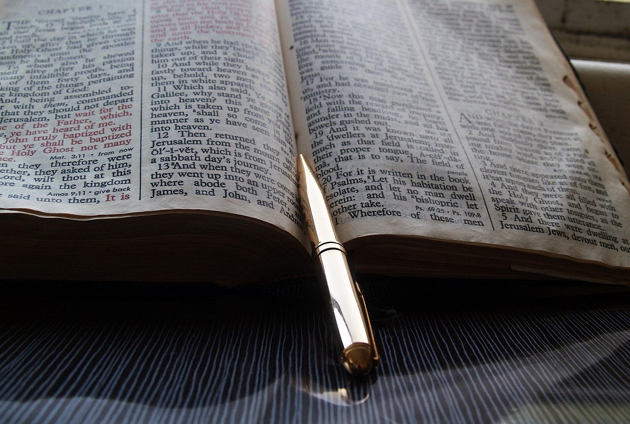 Bible Pen God - Free photo on Pixabay