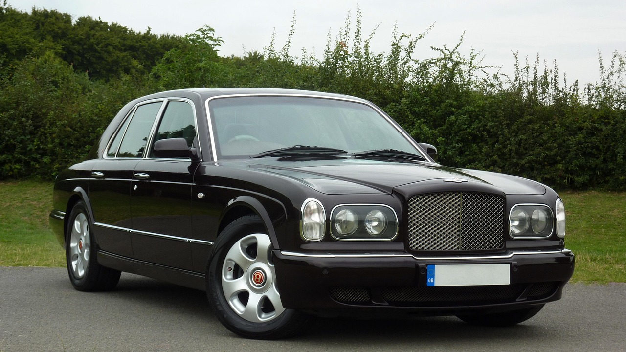 100+ Free Bentley & Car Images - Pixabay