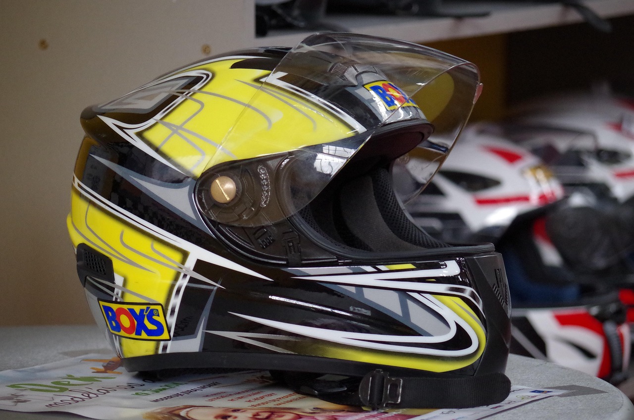 Helmet Race - Free photo on Pixabay