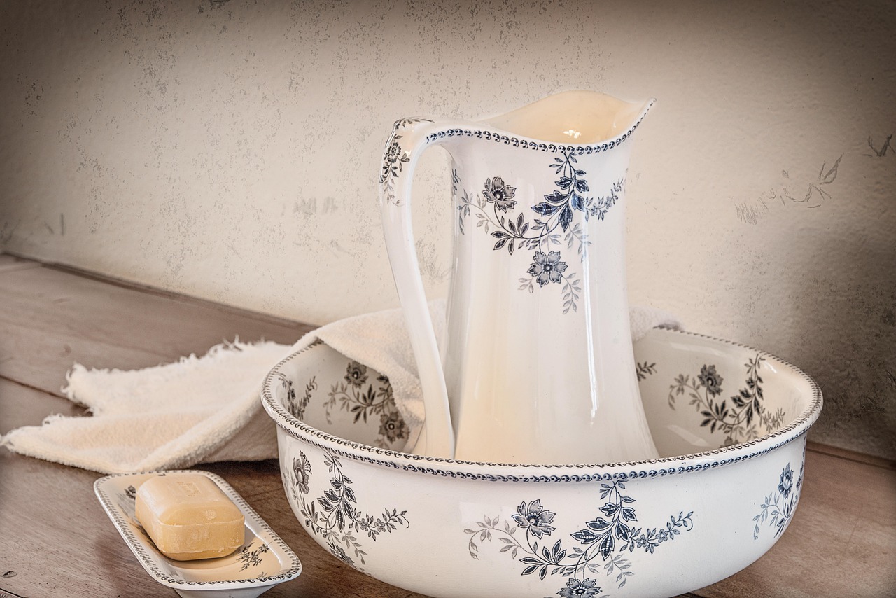 Washbasin Pitcher Toilet Service - Free photo on Pixabay - Pixabay