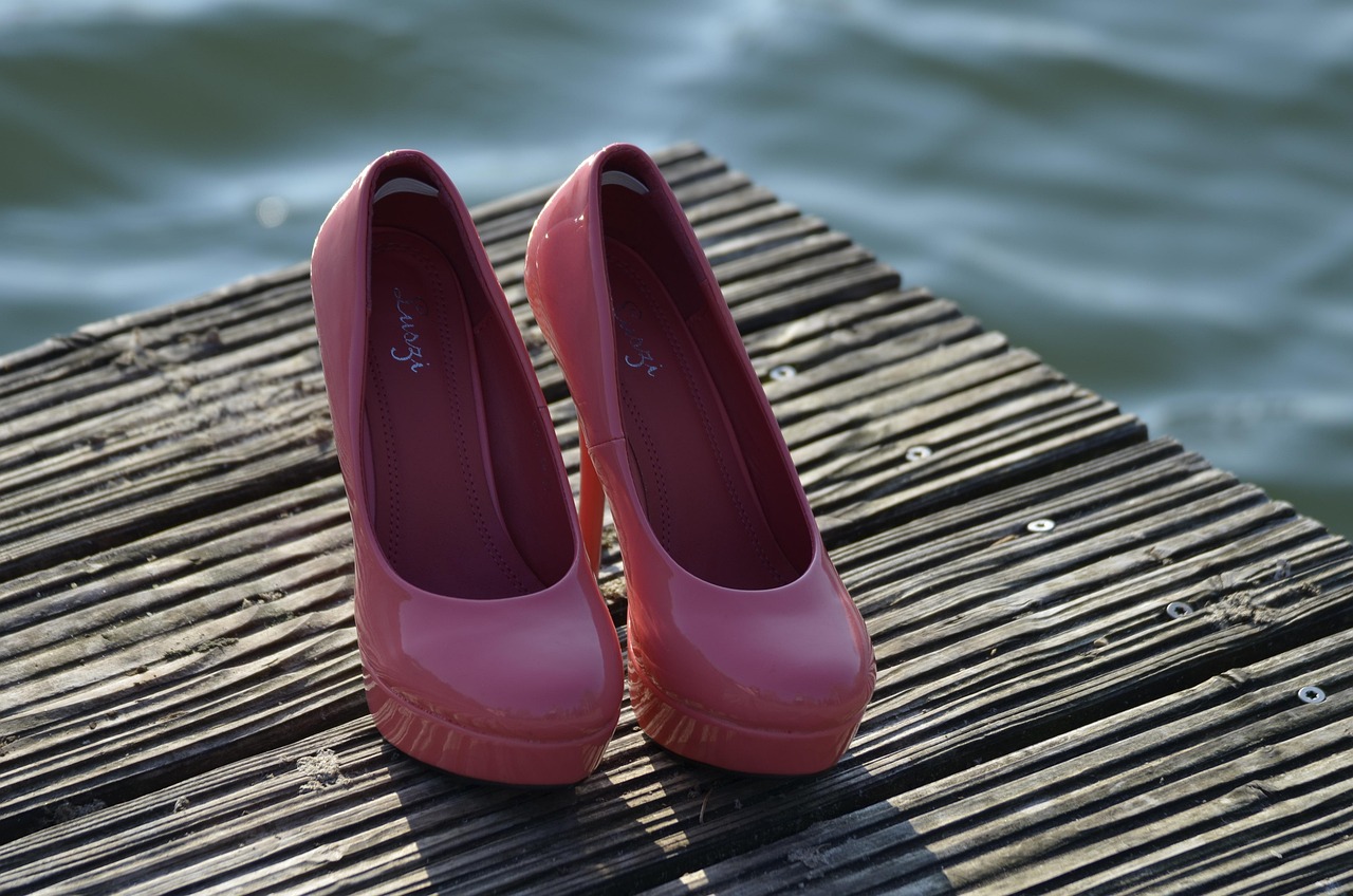 8,000+ Free Shoes & Baby Shoes Images - Pixabay