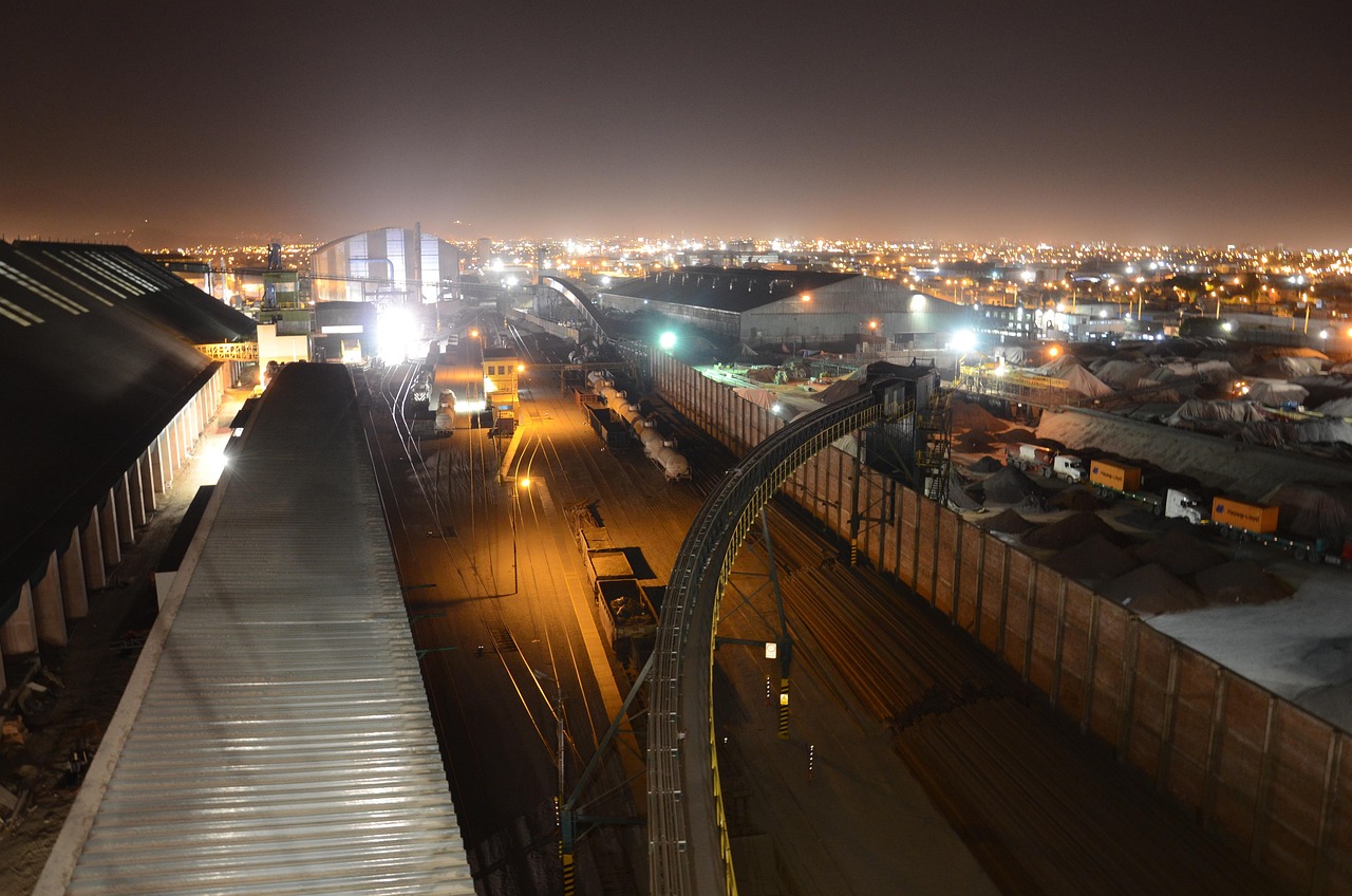 5,000+ Free Factory & Industry Images - Pixabay