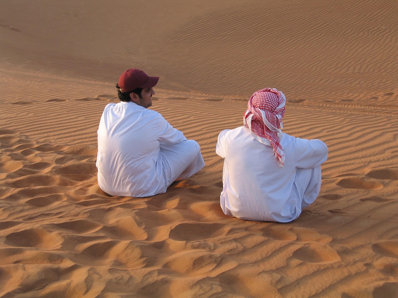 Desert Dubai Friends - Free photo on Pixabay