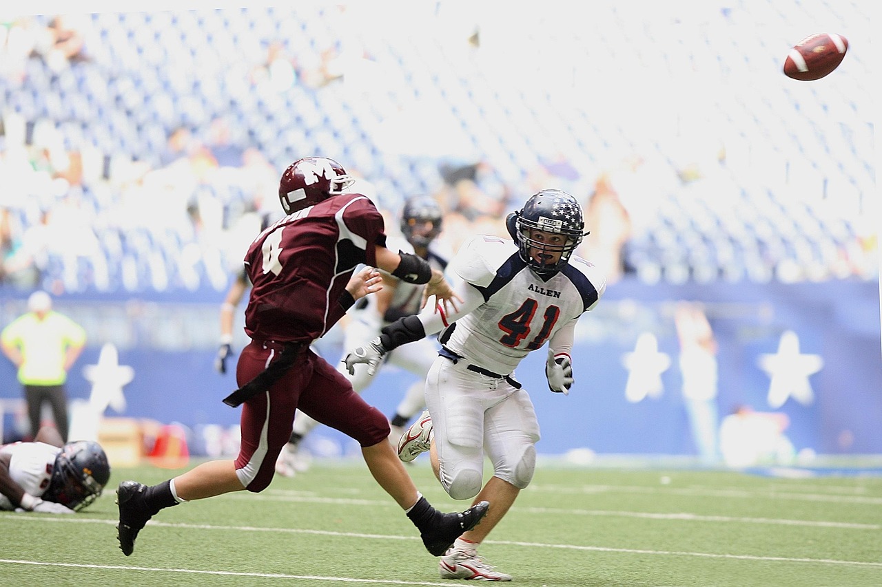 Football Players Quarterback Pass - Free photo on Pixabay - Pixabay