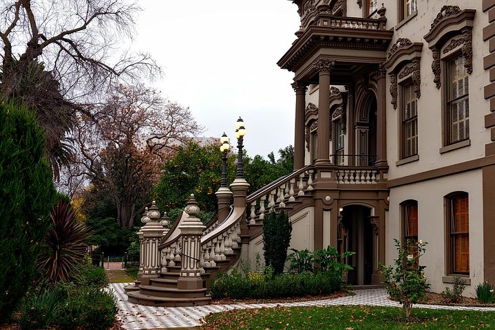 900+ Free Mansion & House Images
