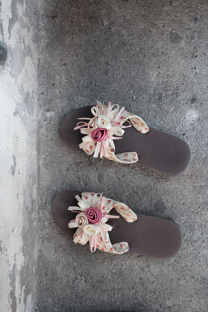 10+ Free Slack & Slippers Photos - Pixabay