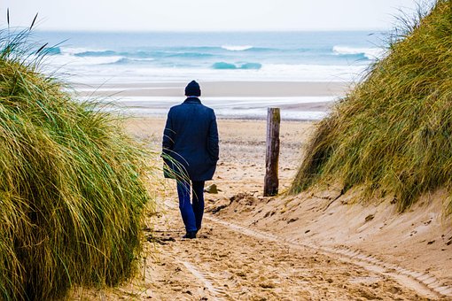 10+ Free Man At Beach & Beach Images - Pixabay