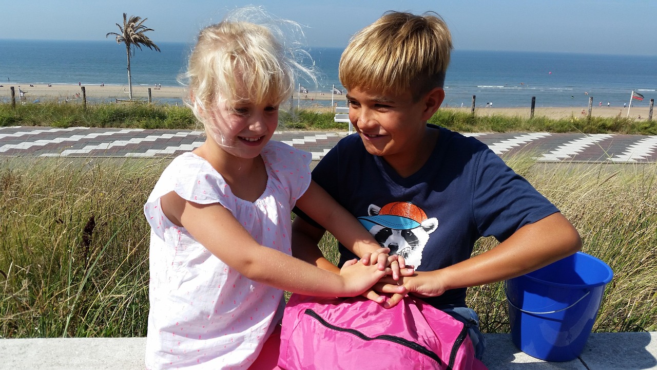 Kinder Spielen Am Strand