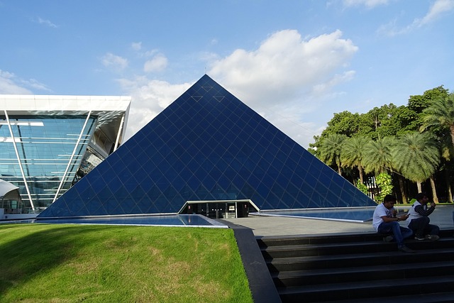 Building Architecture Pyramid - Free photo on Pixabay - Pixabay