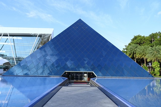 Building Architecture Pyramid - Free photo on Pixabay - Pixabay