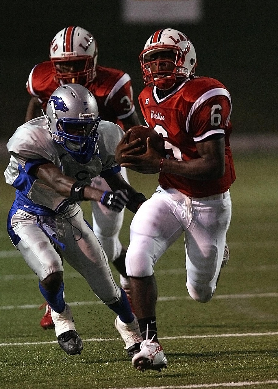 Football Running Back Ball Carrier - Free photo on Pixabay - Pixabay