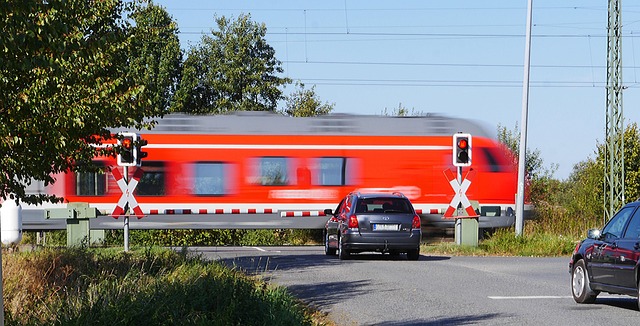 Railroad Crossing Drive Through - Free photo on Pixabay