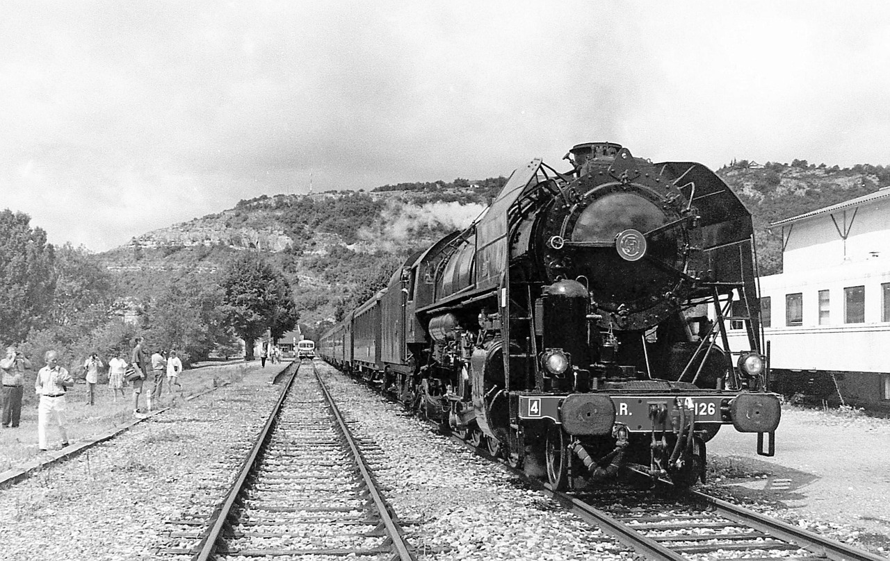 Locomotive Train Voie Ferrée - Photo gratuite sur Pixabay