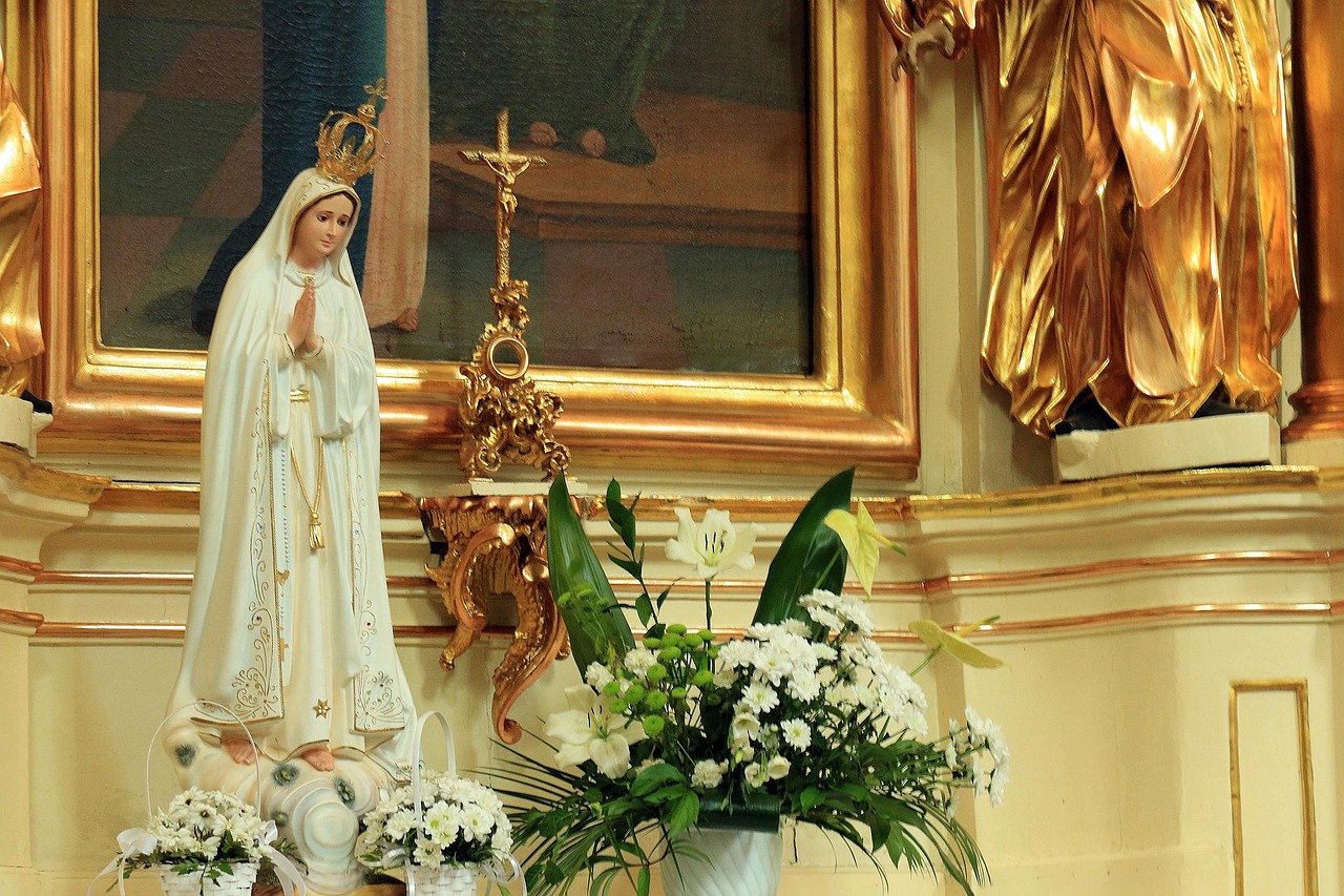 Mary Church The Altar - Free photo on Pixabay