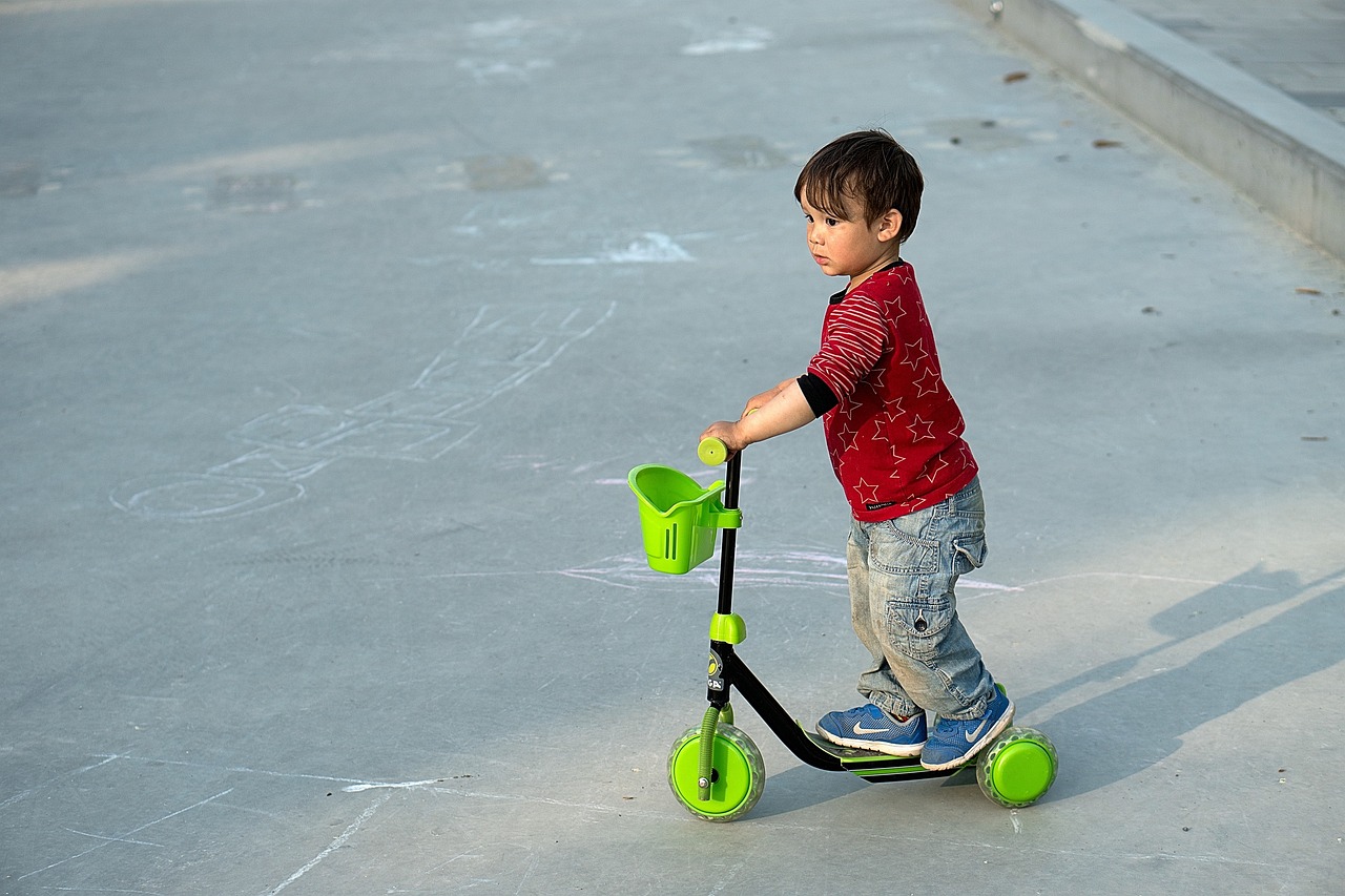 Boy Scooter Kick Bike - Free photo on Pixabay - Pixabay
