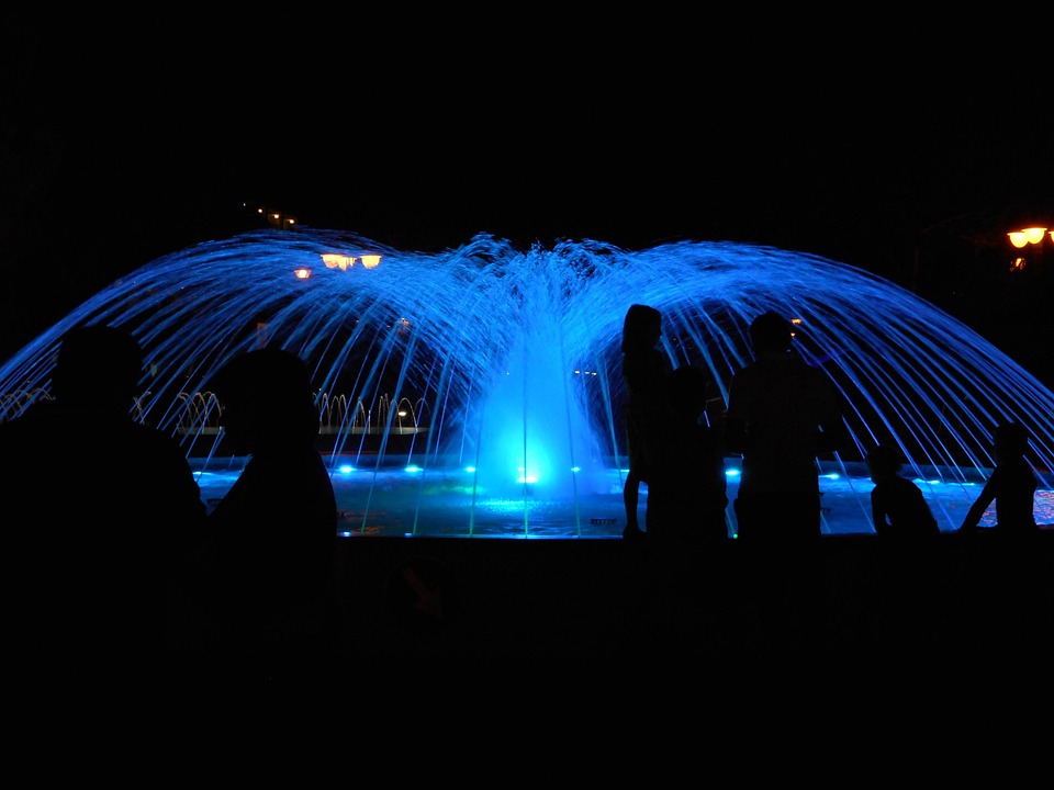 Fontana Night Illuminated - Free photo on Pixabay - Pixabay